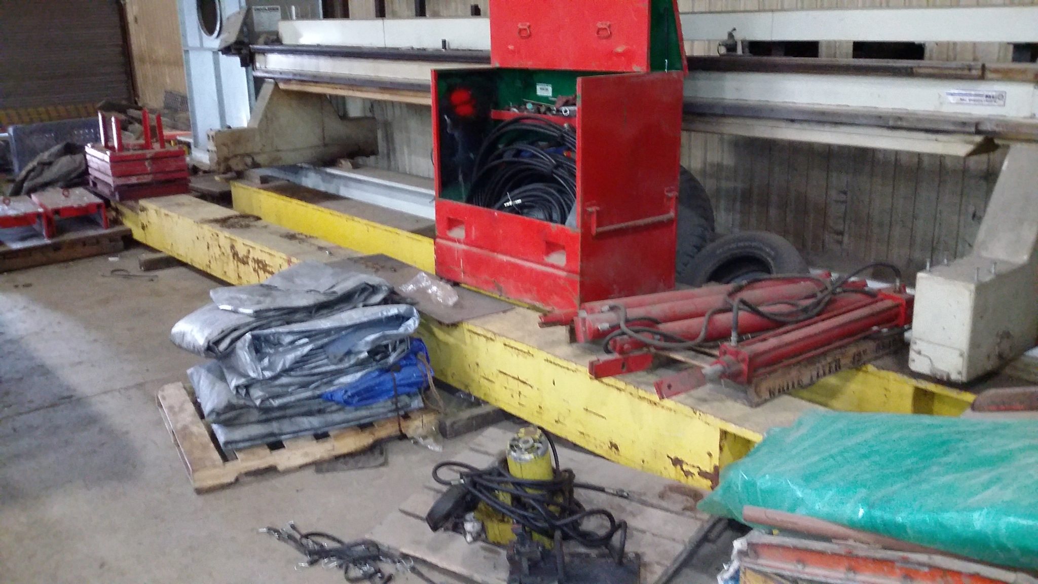 Used Lift Systems 44A Hydraulic Gantry System For Sale 2 | Affordable ... Used Lift Systems 44A Hydraulic Gantry System For Sale 2 | Affordable ...